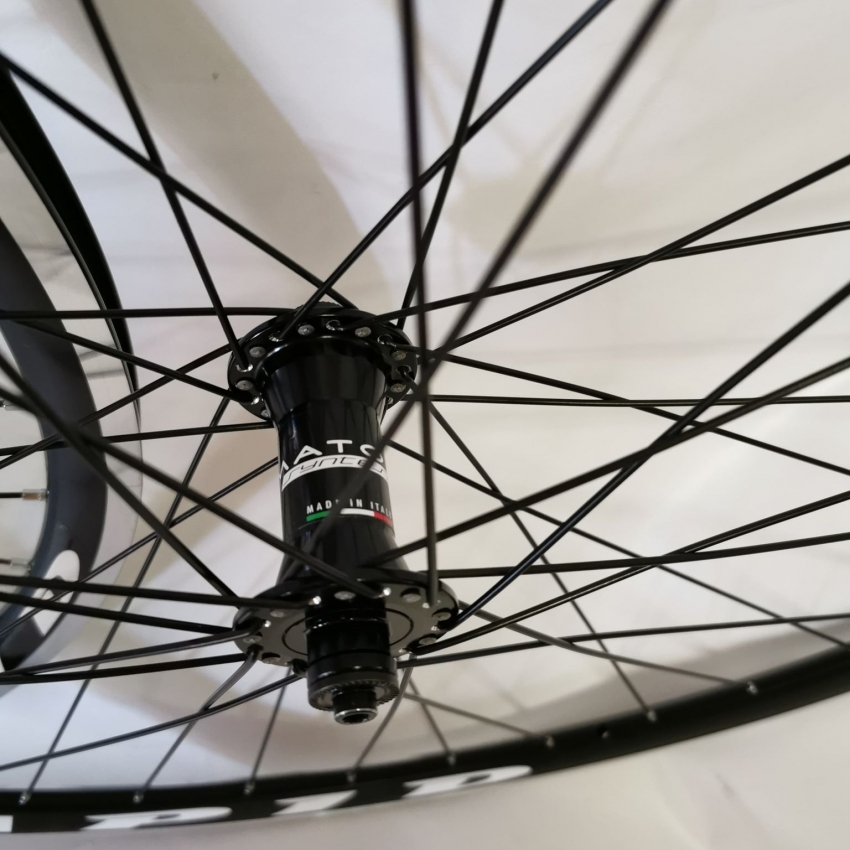 Set de roti 622 Rapid cursiera casetat cu butuci Miche Primato ...